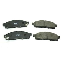 طقم فحمات فرامل امامية نيسان باترول 2010-2006 41060.VC2X0